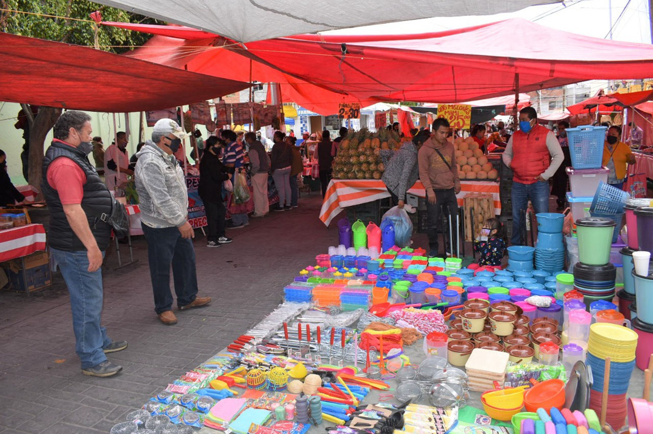 Tultepec barre con tianguis para evitar contagios de Covid-19 | Central ... Tultepec barre con tianguis para evitar contagios de Covid-19 | Central ...